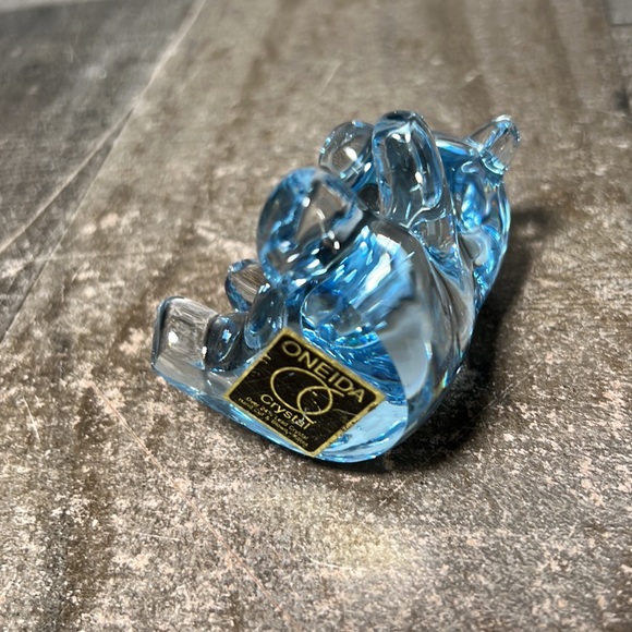 Oneida | Accents | Vintage Oneida Crystal Blue Bear Full Lead Crystal ...